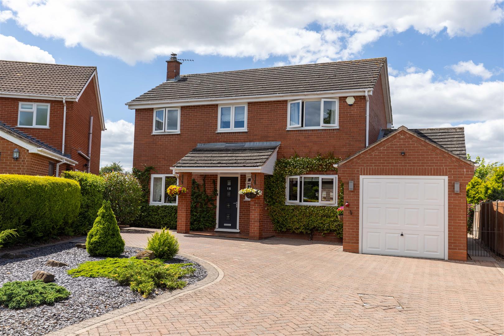 Properties For Sale in Wellesbourne | Peter Clarke